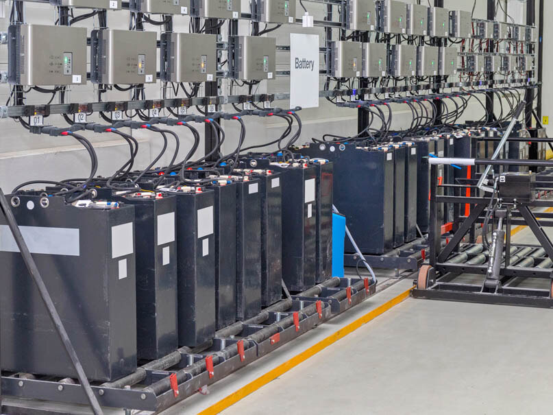 Acculaadstation voor Heftrucks inrichten: praktische tips - Mitsubishi ...